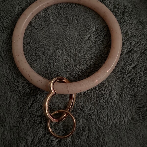 Keychain Bracelet | Silicone Key Ring | Key Loop | Silicone Bangle ...