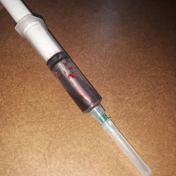 Retractable Stunt Syringe - Realistic Film Prop for Medical Scenes ...