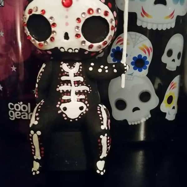 Sugar Skull Skeleton With Heart Balloon Day of the Dead Sculpture ...