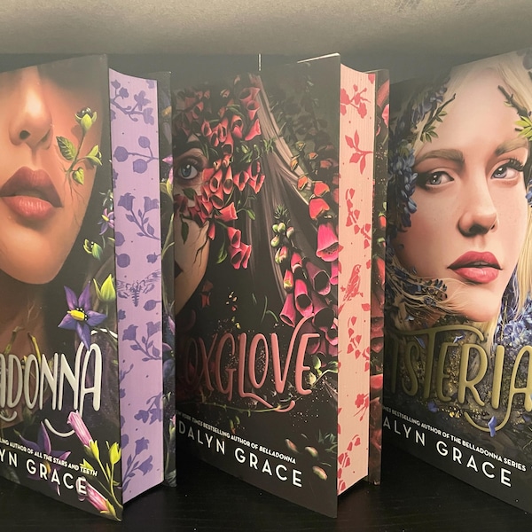 Lightlark Series Sprayed and Stenciled Edges - Etsy