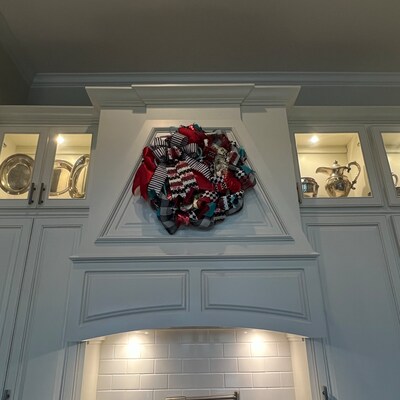 Harry Potter Wreath, Wizarding World Decor, Hogwarts Alumni Wreath ...