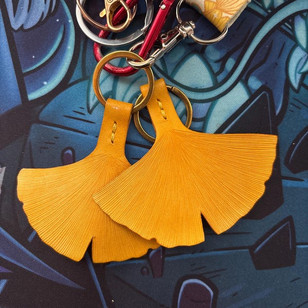 100% Handmade (buy One Get One Free) Ginkgo Leaf Key Chains Ginkgo Leaf ...