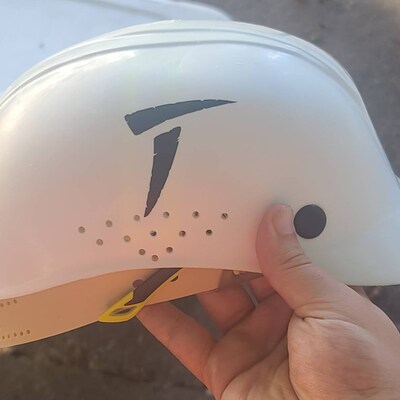 Predator T Logo Symbol Vinyl Decal Window Sticker 25 Colors - Etsy