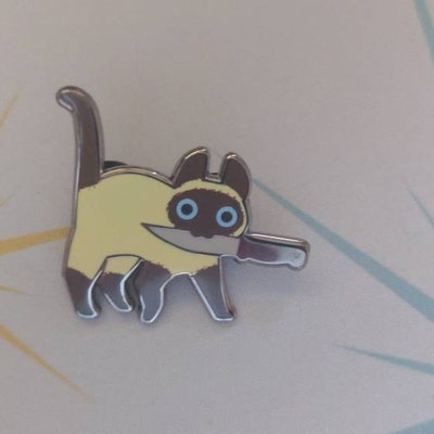 Siamese Knifecat Enamel Pin - Etsy