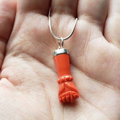 14K Yellow Gold Round Pendant Arrow Pyramid Star Medallion - Etsy