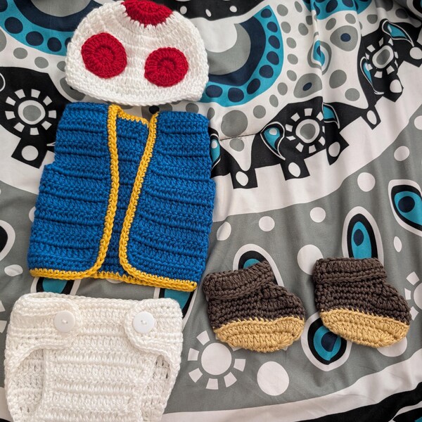 Crochet Super Mario Toadstool Baby Set: Hat, Diaper Cover, Vest and ...