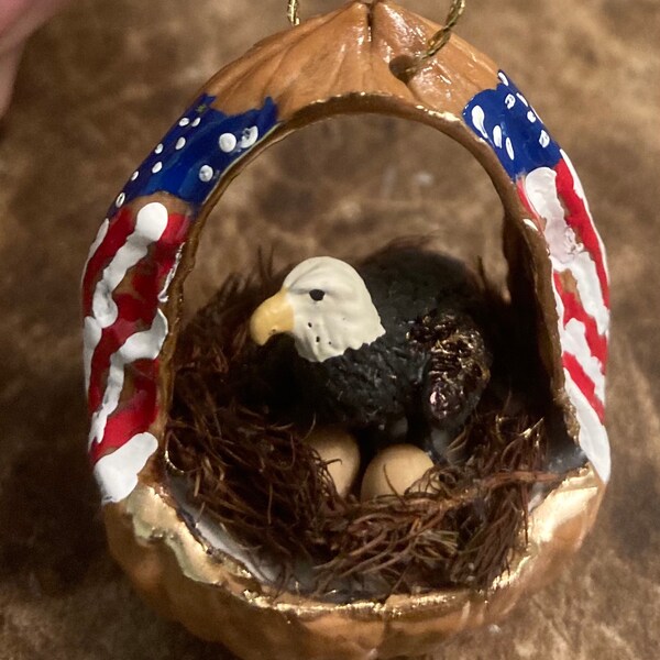 MINIATURE EAGLE Bird Animal Mini Figurines Figures Dollhouse Terrarium ...