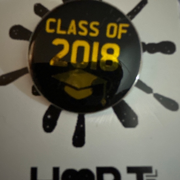 Any Year Graduation Personalised Enamel Pins - Brooch | Graduate Gift ...