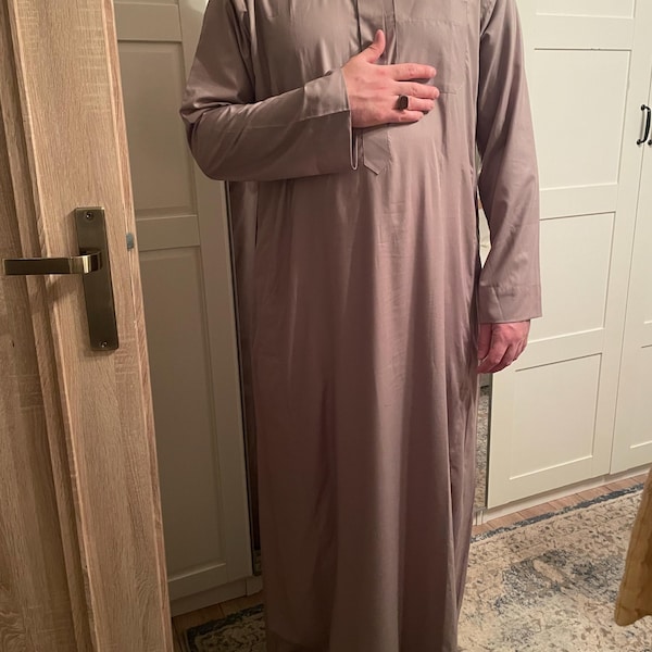 Classic Black Thobe | Saudi Thobe for Men | Tailored for Your Size - Etsy