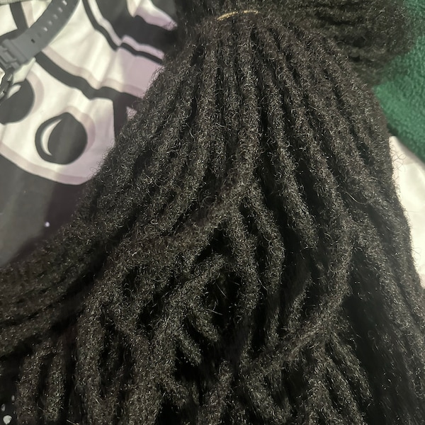 Extra Small Human Loc Extensions 50 Locs per Bundle in 1b and Medium ...