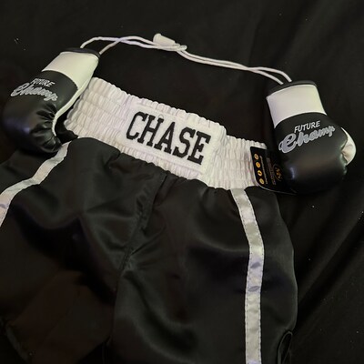 Champion's Debut: Newborn Boxing Set for Memorable First Photos ...