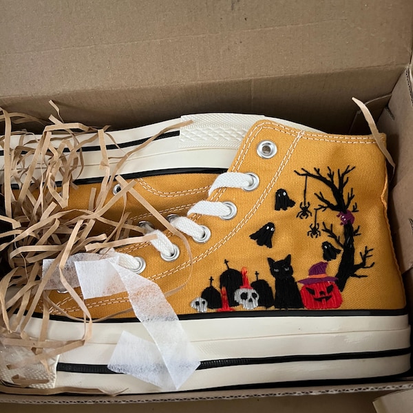 Custom Embroidered Converse High Tops 1970s, Fox Embroidered Converse ...