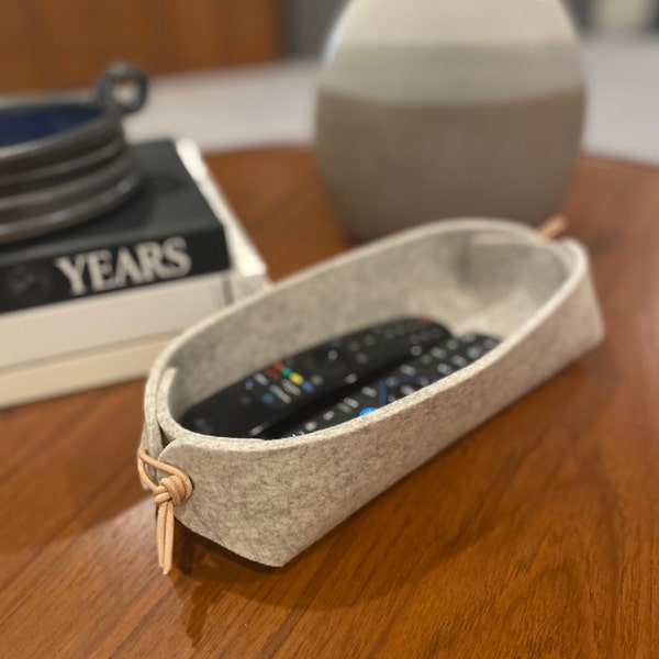 Felt Catch All – Small Organizer for Vanity or Desk - Etsy