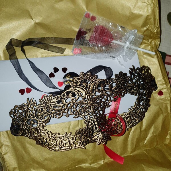 VALENTINES Red LACE MASQUERADE Lace Eye Mask Venetian Ball Party ...