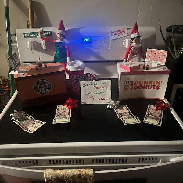 Elf Bucks Coffee Shop Display Prop, Doll Costume, Elf Clothes ...