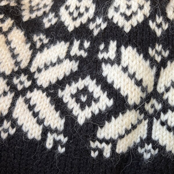 Fair Isle Sweater With Round Yoke and Nordic Pattern in DROPS Karisma ...