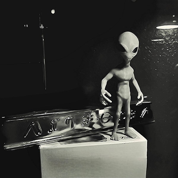 Grey Alien Figurine Ufo Extraterrestrial Area 51 From Outer Space - Etsy
