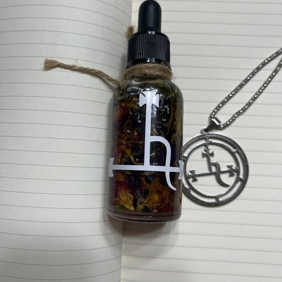 New Orleans Passion Oil, Jezebel Root, Love Potion, Love Oil, Desire ...