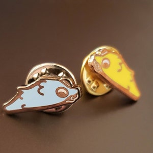 Worm on a String Mini Pins - Etsy