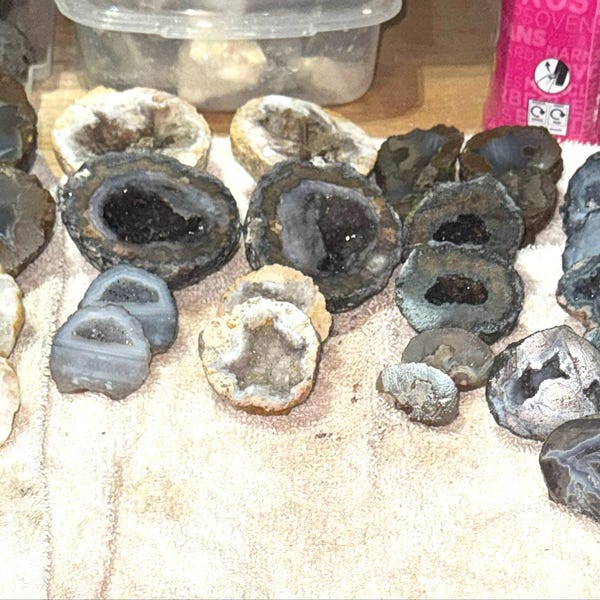 Bag of Tabasco Geodes Unopened whole Geode VERY SMALL GEODES - Etsy