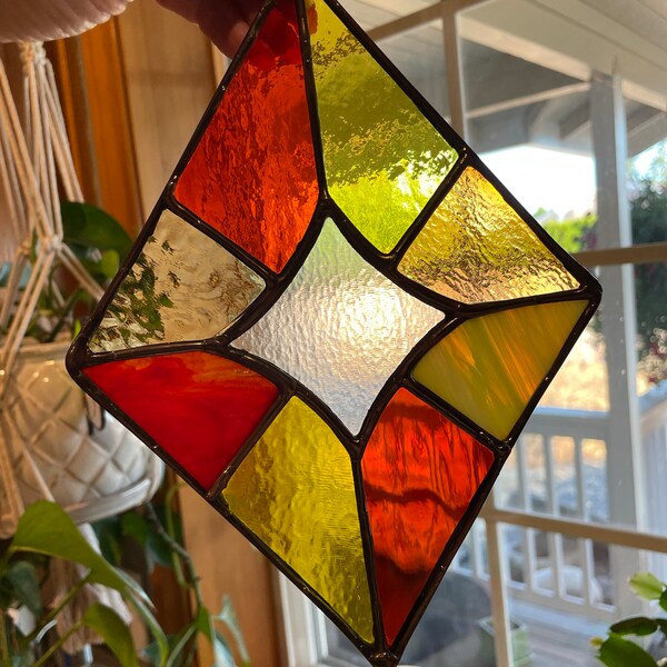 Columbine Flower Suncatcher Circular Stained Glass Pattern Download - Etsy