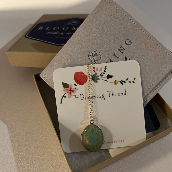 Gold Leaf Photo Locket Necklace - Personalized With Any Enamel Color ...