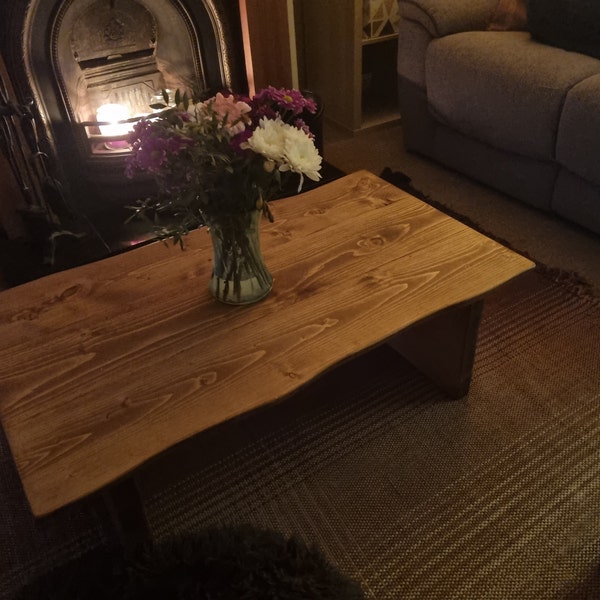 Waney / Live Edge Coffee Table Rustic Tudor Oak Solid Wood Chunky Low ...