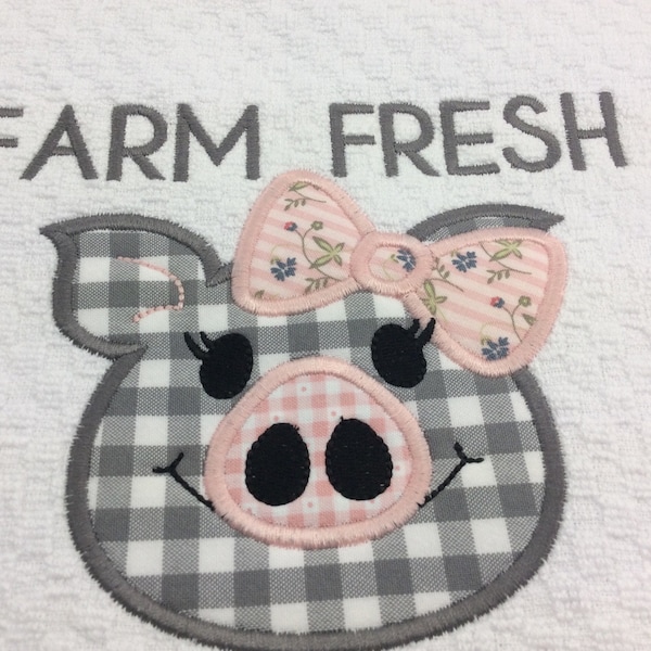 Pig With Bow, Applique Design, Instant Download, 4x4, 5x5, 6x6, 7x7 ...