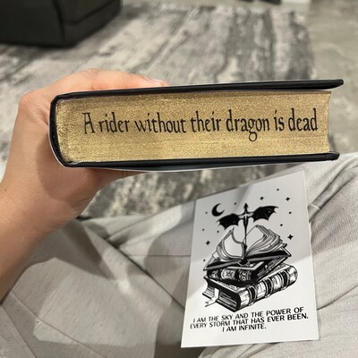 Crescent City 2 Sprayed Edge Design - Etsy