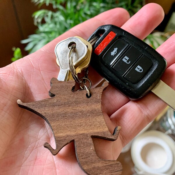 Flying Squirrel Wooden Keychain, Squirrel Animal Keychain, Wooden ...