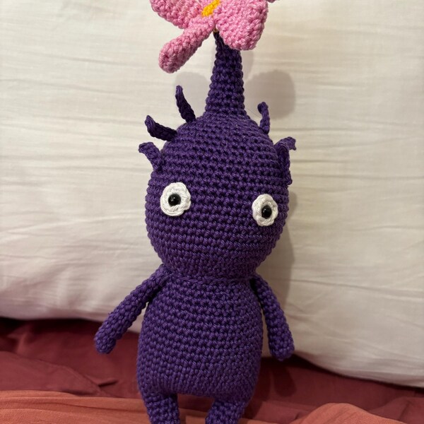 PDF DIGITAL FILE Pikmin White With Flower and Leaf Crochet Amigurumi ...
