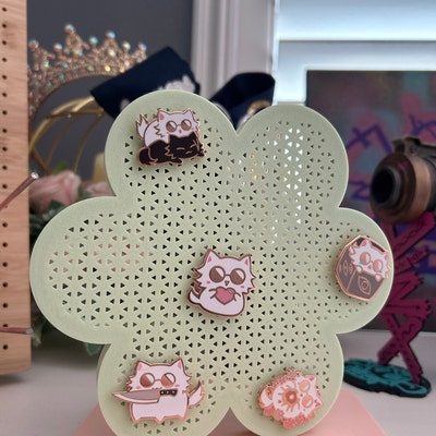 Pin Board FLOWER 3D Printed Colored Filament for Enamel Pins More ...