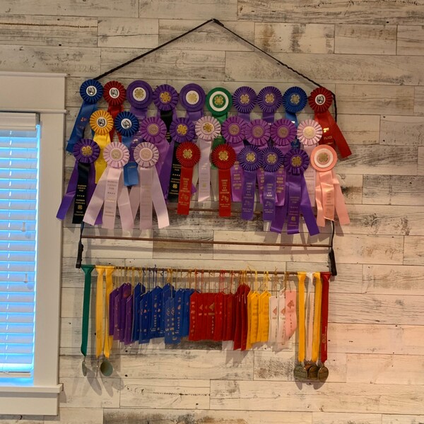 Upscale High Capacity Horse Show Ribbon Display Holder | Holds 75 ...