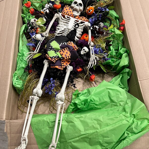 XL Skeleton With Top Hat Wreath, Glam Skeleton Swag, Halloween Skeleton ...
