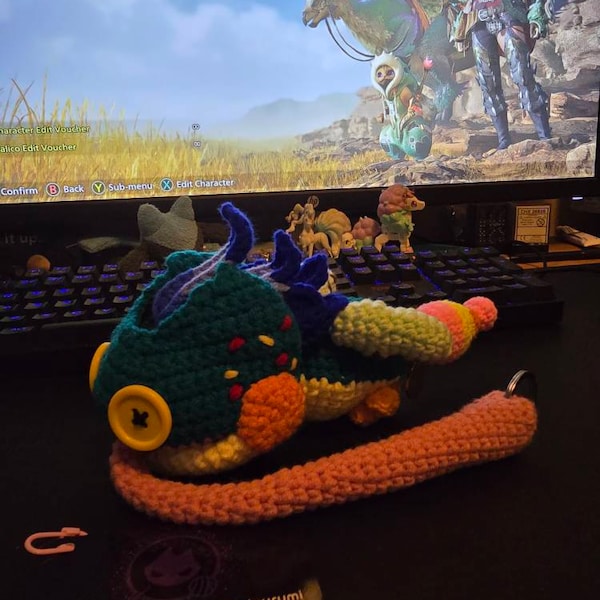 Pukei-pukei Weapon Pendant | 17" Actual Sized | Mini Size Now Available ...