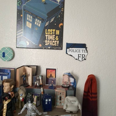 Police Box Windows 3d Printed Blue and White 7.25x9.5 - Etsy