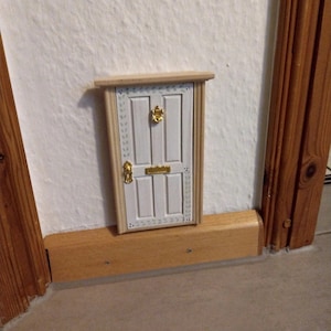 Hand Painted Wooden Door, MOUSE HOUSE, Dollhouse Door, Pérez Mouse Door ...