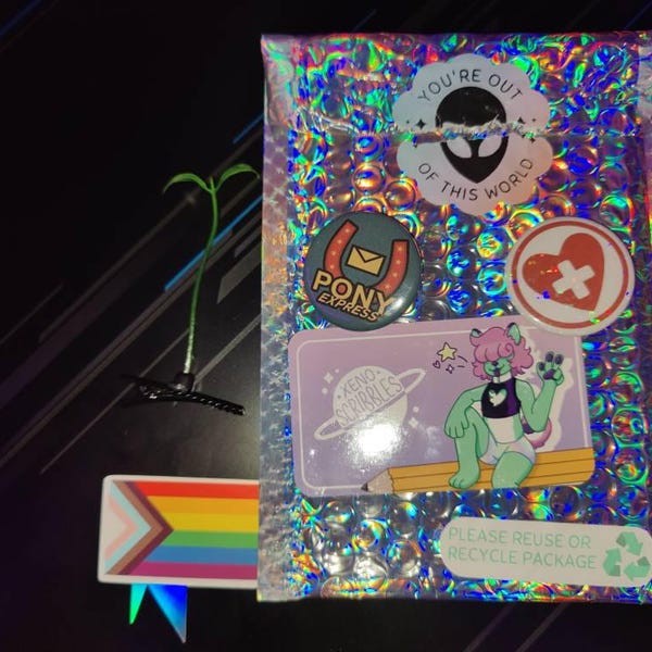 Mouthwashing Game 1.5" Cosplay Pin Buttons | Pony Express, Dragonbreath ...