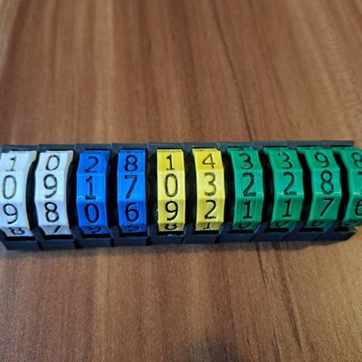 Compact Point Counter 3 Wheels for Board Games, Role Playing Games ...