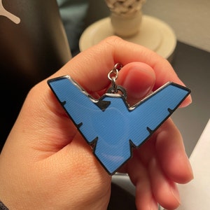 Red Hood Logo / Emblem Keychain From the DC Comics Character - Etsy