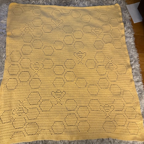 Filet Crochet Blanket Pattern | Bee Blanket Crochet Pattern | Filet ...