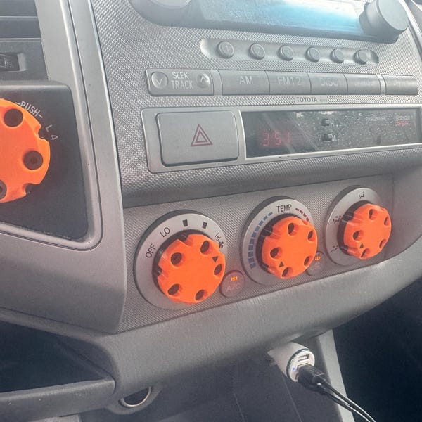 Mercedes Sprinter Dash Cubby Ram Single Ball Mount/adapter With USB ...