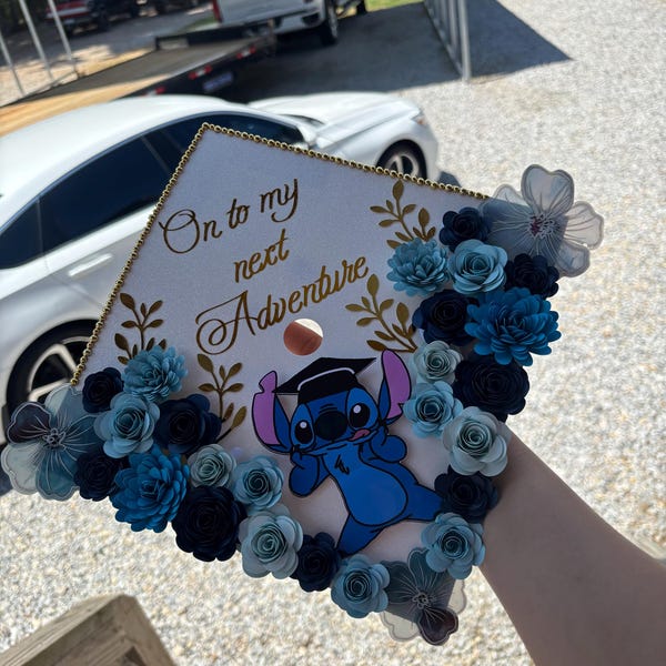 Pink Labubu Graduation Cap Topper, Labubu Rosa Birrete De Graduación ...