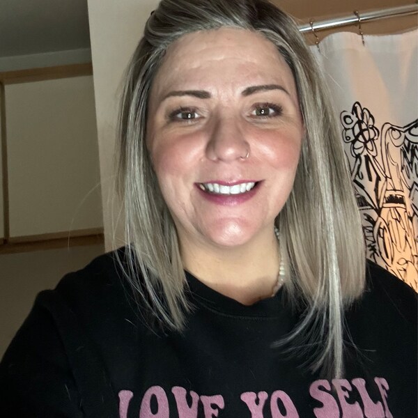 Remi Light Density 16”- 21.5" Neutral Blonde Layered With Curtain Bangs ...