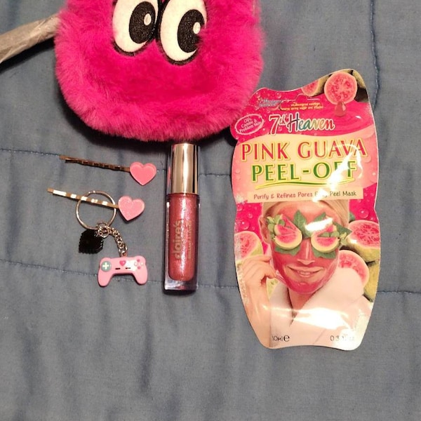 Favorite Color Mystery Box/ Mystery Bags/cute/ Trending - Etsy