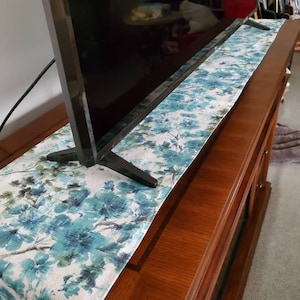 Two Tone Grey Plaid Linen Table Runner, Various Lengths/ - Etsy