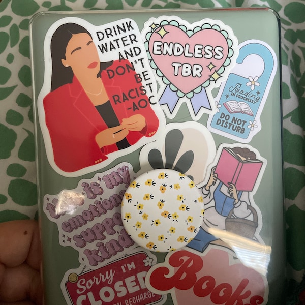 MINI Endless TBR Book Club Sticker L Bookworm Sticker | Bibliophile ...
