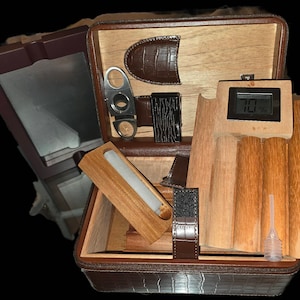 Engraved Cigar Humidor Gift Set With Matching Accessories, Great Gift ...