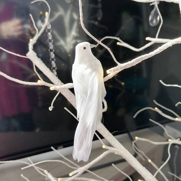 6 Artificial White Fake Feather Clip on Birds Cake Craft Dove Home Tree ...