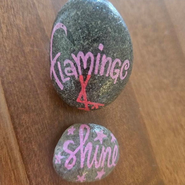 Friendship Stone - Hand Painted Rock - "life is Better With Friends ...